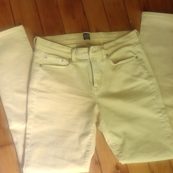 GAP | Jeans | Gap True Skinny Pale Yellow Jeans | Poshmark